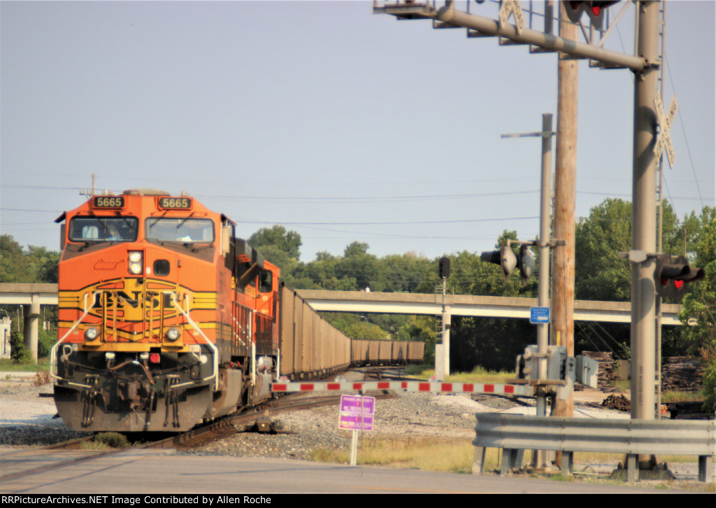 BNSF 5665
